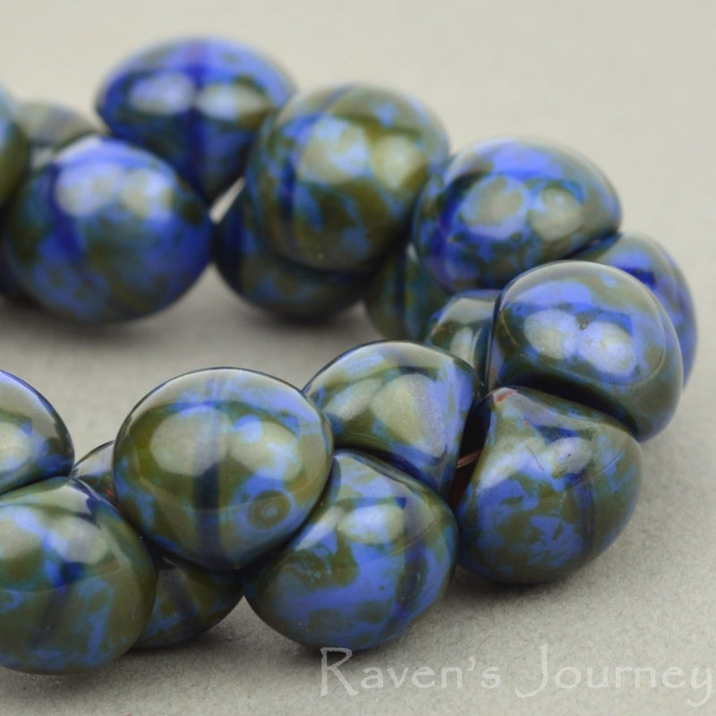 Button Bead (9mm) Blue Green Silk with Picasso Fullcoat-osx: Raven's ...